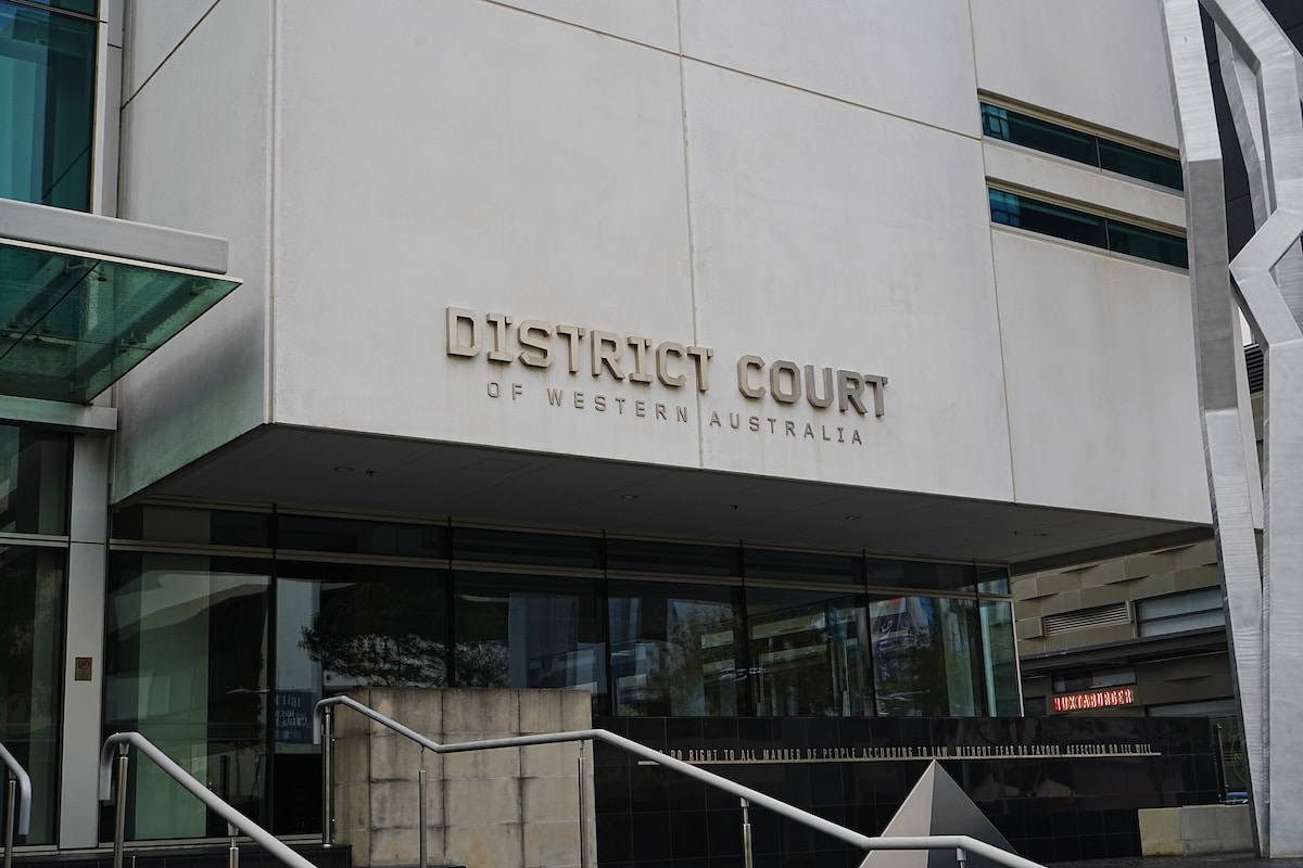 ‘Greed, incompetence and arrogance’: $1m theft sees former adviser ...